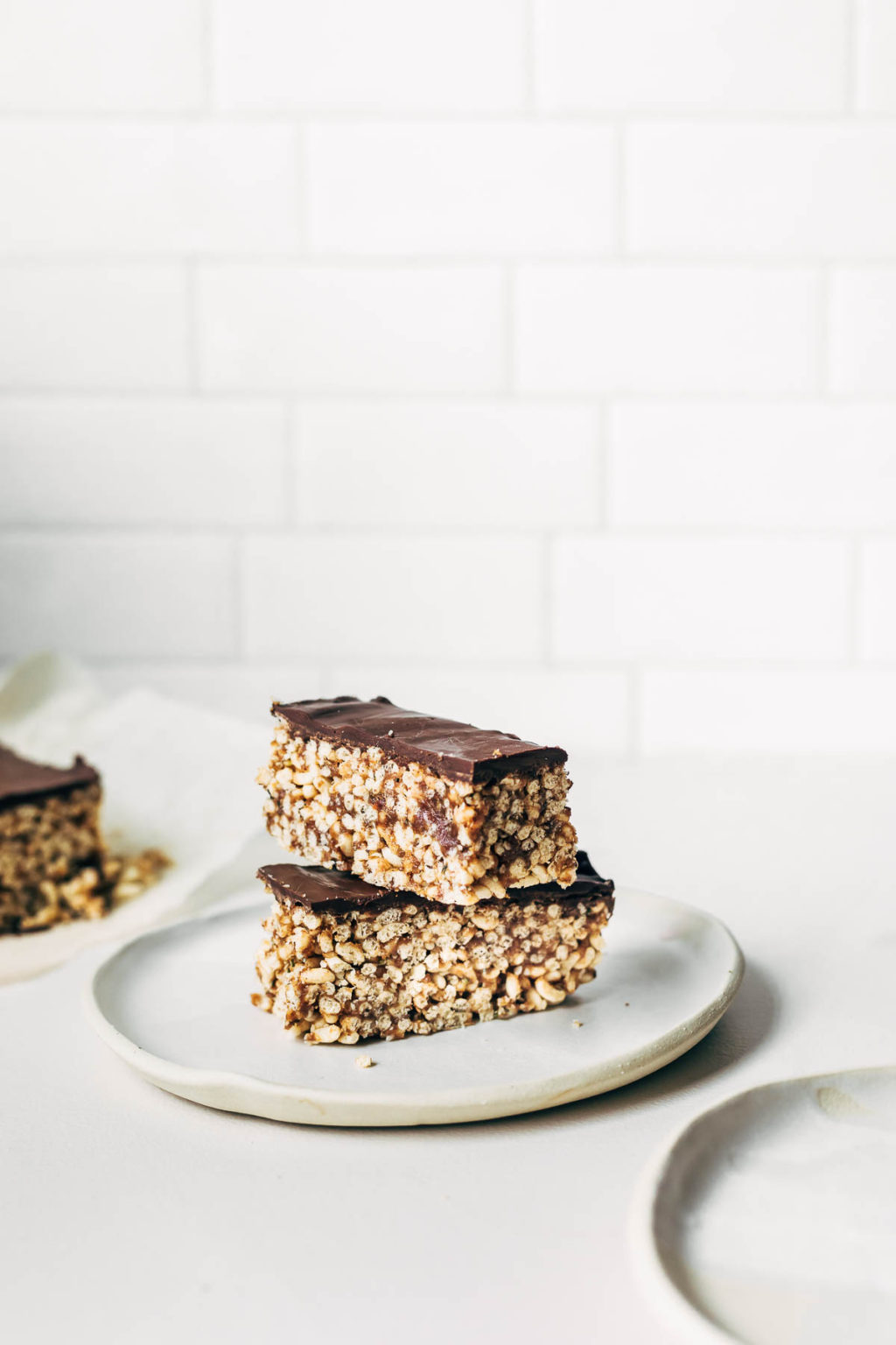 Hippy Bars (healthy rice crispy squares) - Wholehearted Eats